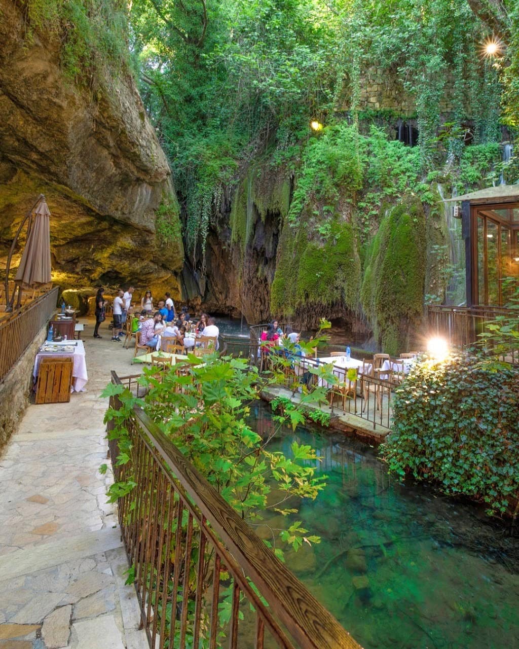 Shallalat Nabeh Merched - Lebanon Tourism Guide